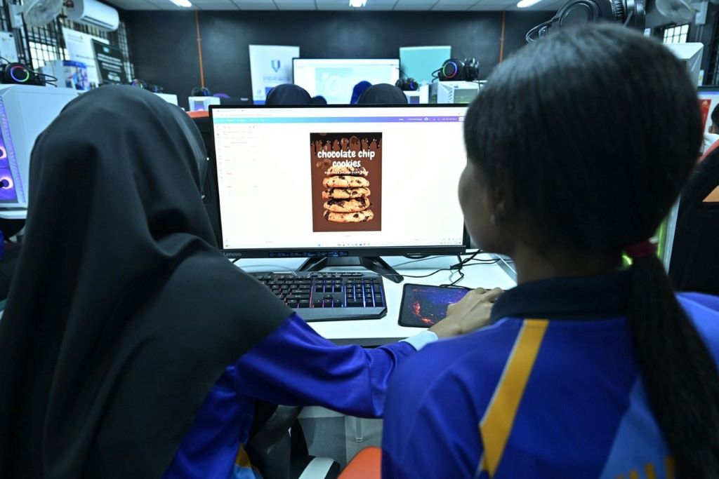 UMPSA's TVET Adventure: Basic Digital Design Training for SMK Kuala Krau students | UMPSA News